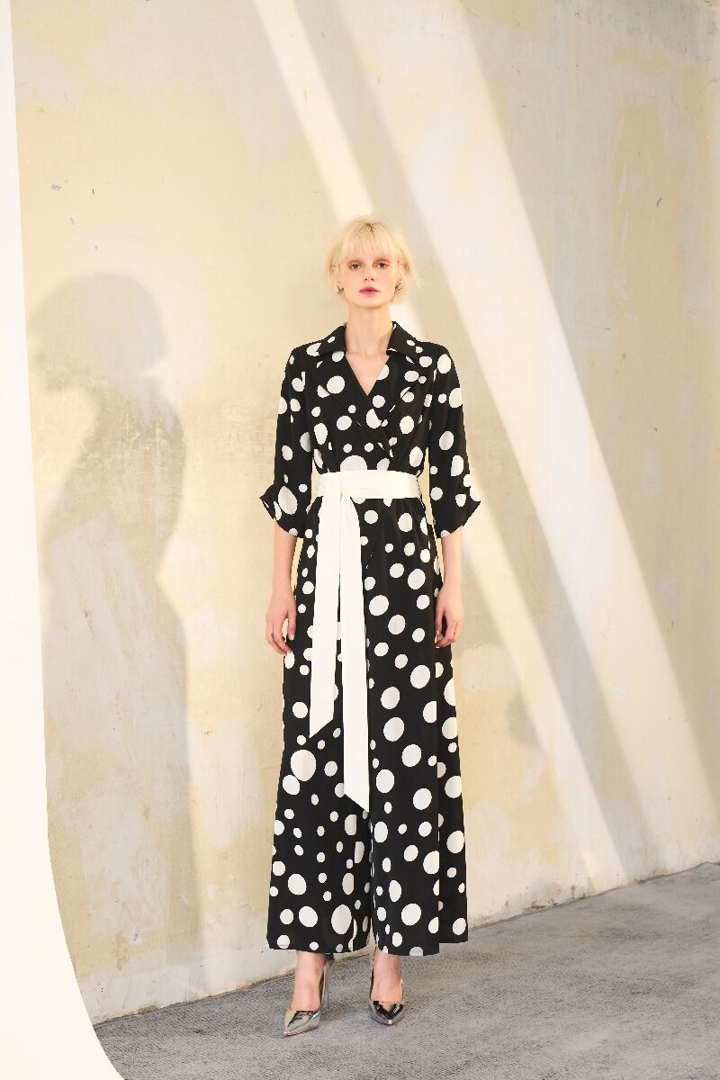 波點綁帶連身褲 - HUANG SHU CHI 黃淑琦流行事業